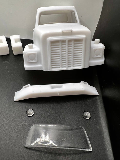 International Fleetstar Construction Package -Series Resin Model Truck ...