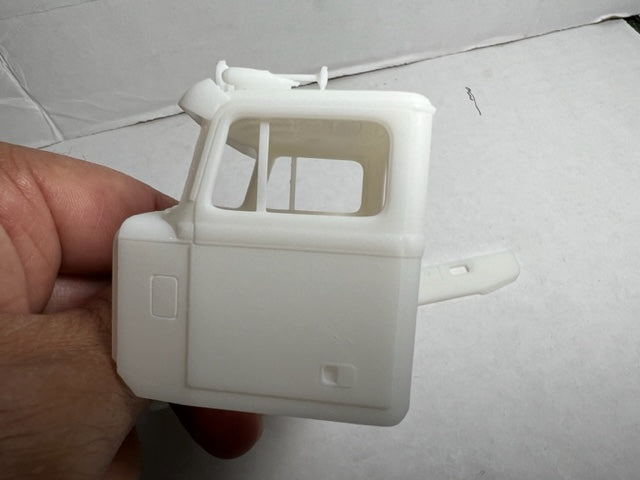 Diamond Reo Giant (SFA) set forward axle resin model truck conversion ...