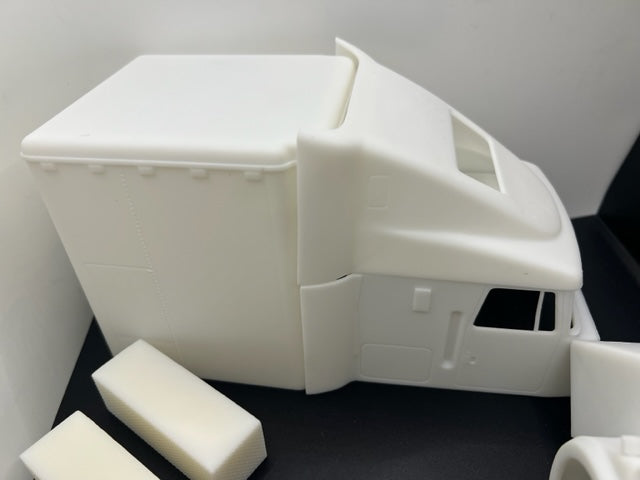 White Volvo WIL64 'Over the Top' Movie truck resin scale model convers ...